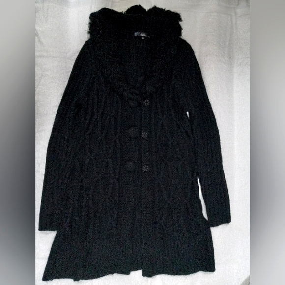 Sioni | Jackets & Coats | Sioni Black Sweater Size L | Poshmark